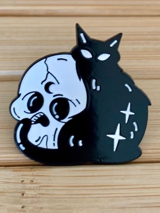 Pin Katze Gothic (Neu und originalverpackt) in Geneve für CHF 0.9 – mit Lieferung auf Ricardo kaufen