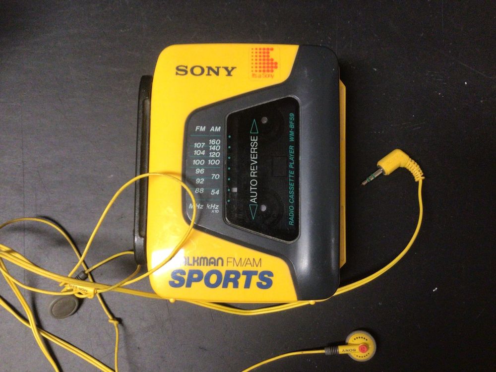 Sony Walkman SPORTS 1980er (Gebraucht) in Courtaman für CHF 72 – mit ...