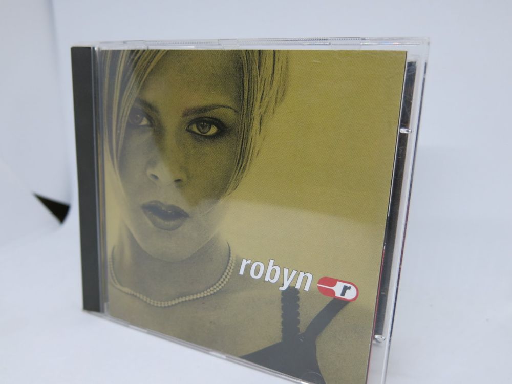 CD: Robyn – Robyn Is Here (Gebraucht) in Ernetschwil für CHF 2.5 – mit ...