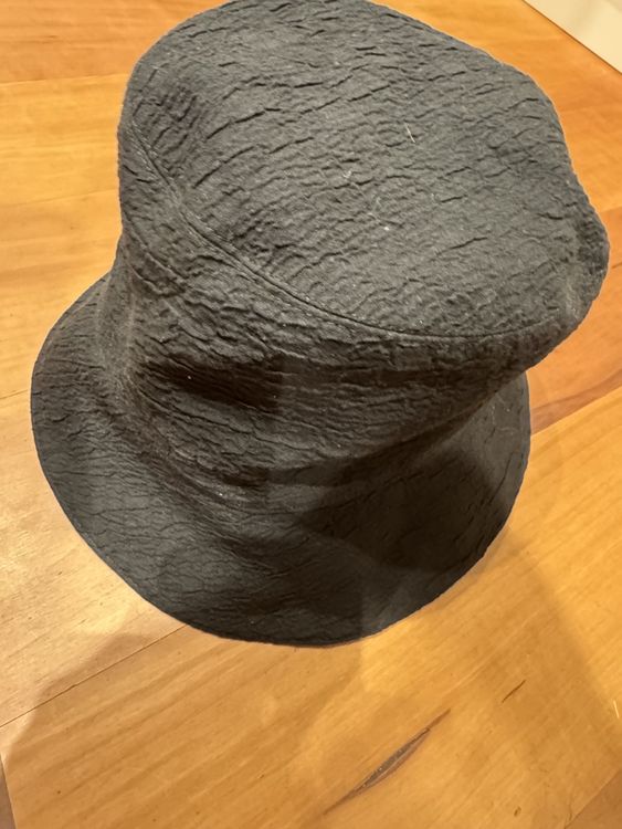 Cos hat (Gebraucht) in Zürich für CHF 19 – mit Lieferung auf Ricardo kaufen