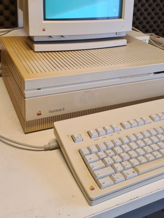 Apple Macintosh IIfx 1990 (In Mac II case) fully restaured (Gebraucht) in Domdidier für CHF 195 ...