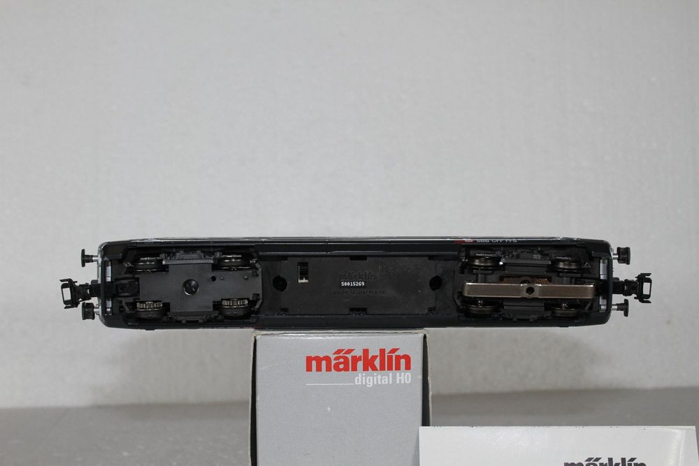 Märklin 39610 SBB Re 460 Swiss Collection Ur-Sinus (Gebraucht) in ...