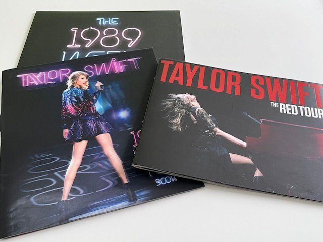 Taylor Swift - Tour Books - The 1989 World Tour & Red Tour | Kaufen auf ...