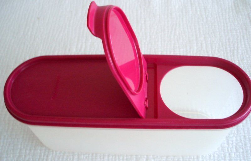 Tupperware Aufbewahrungsbehälter lang, Inhalt: 1.7 Liter (Gebraucht) in ...