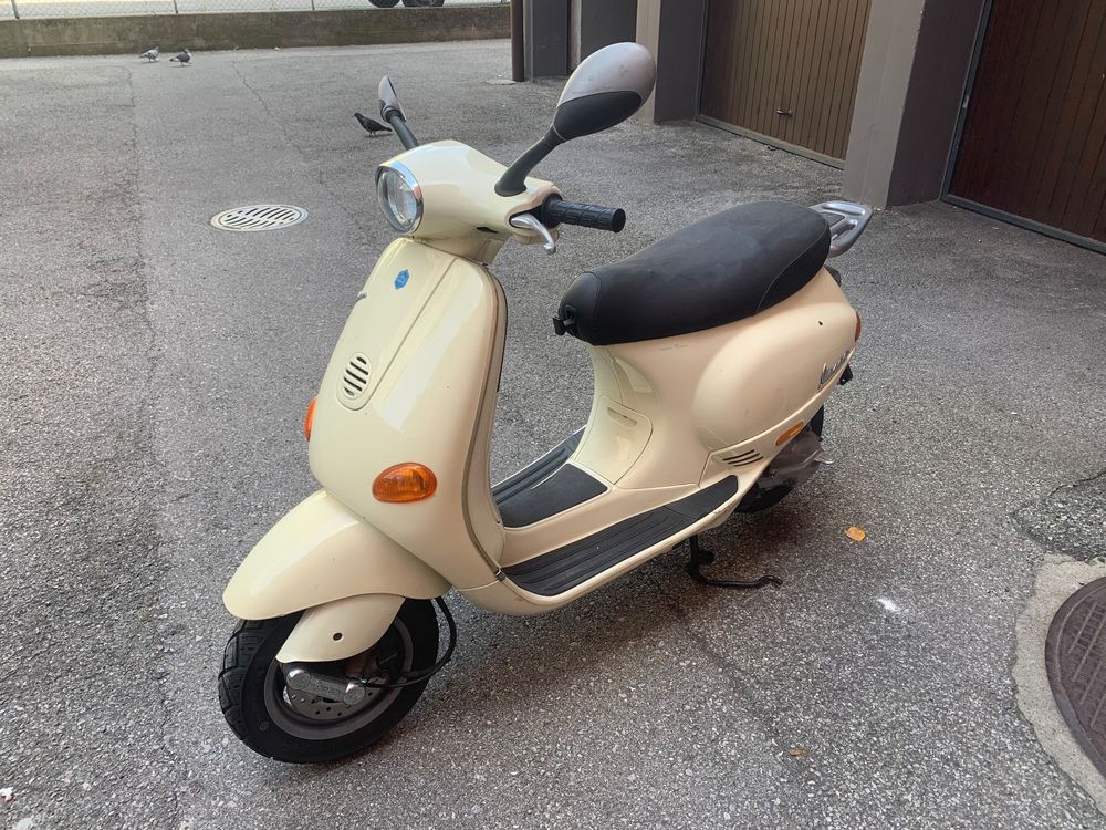 Piaggio Vespa 125 ET4 Motorschaden | Kaufen auf Ricardo