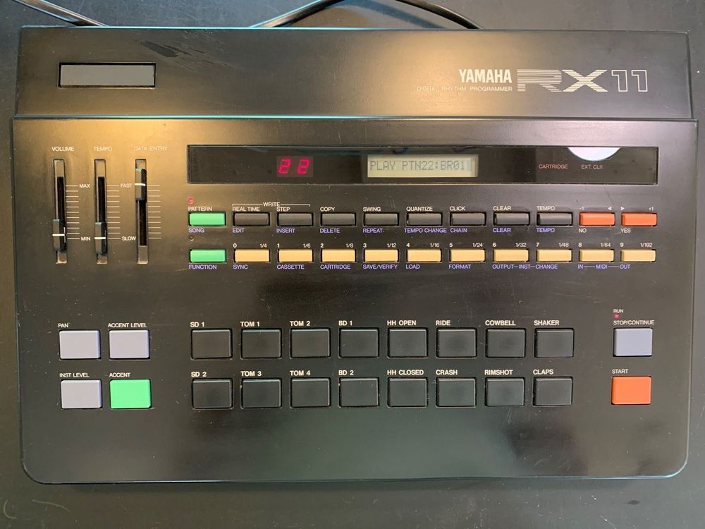 YAMAHA RX-11 Vintage Drumcomputer (Gebraucht) in Bourguillon für CHF ...