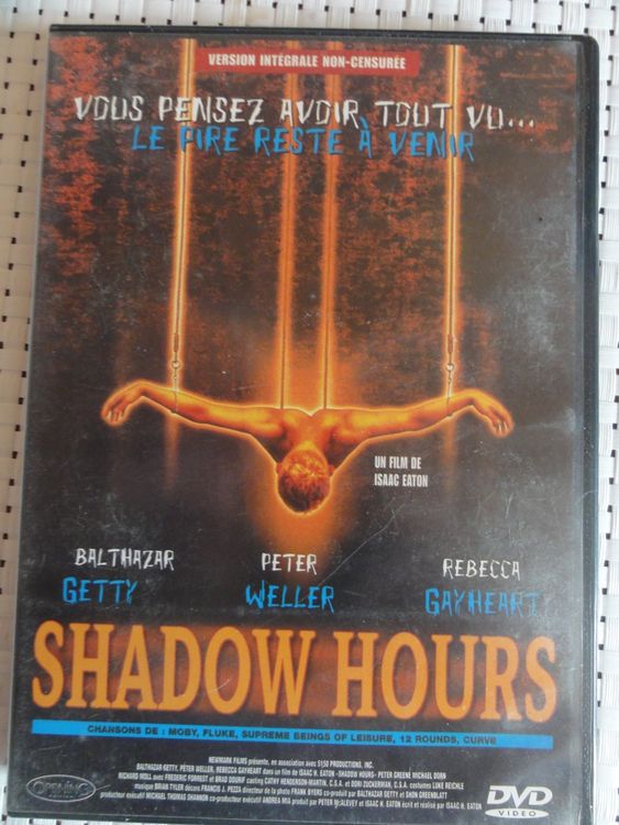 Shadow Hours | Kaufen auf Ricardo