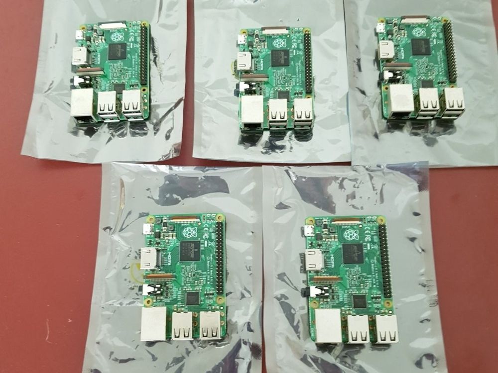 5x Raspberry Pi 2 Model B, V1.2 (Gebraucht) in Wangs für CHF 157 – mit ...