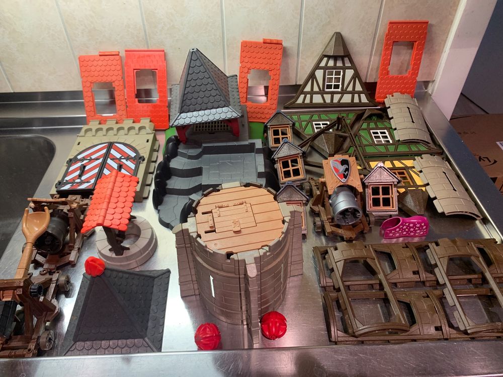 Playmobil Mittelalter Fachwerk Ritter Div. Teile (Gebraucht) in ...