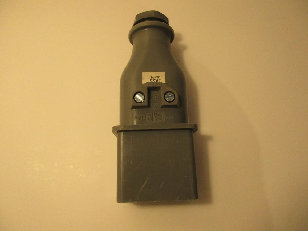 Stecker J25 4 Polig CMC (Gebraucht) in Trubschachen für CHF 33 – mit ...