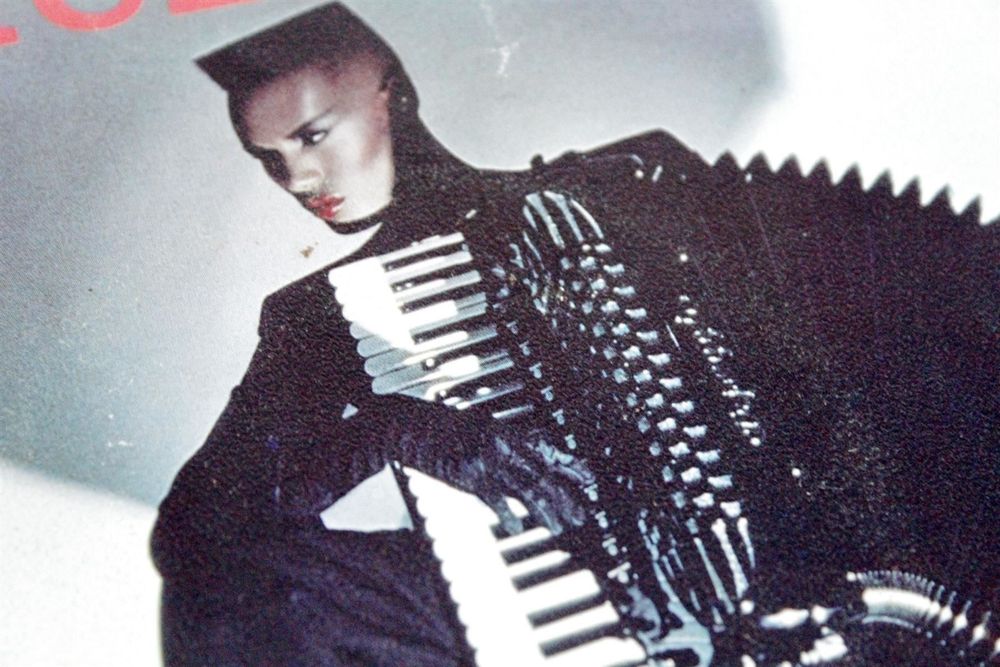GRACE JONES: Face, Island Records 5006 690, 1981, VG+/VG (Gebraucht) in ...
