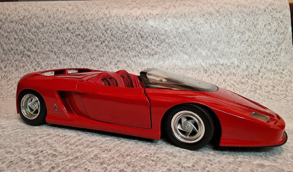 Ferrari Mythos Modellauto 1:18 Burago | Kaufen auf Ricardo