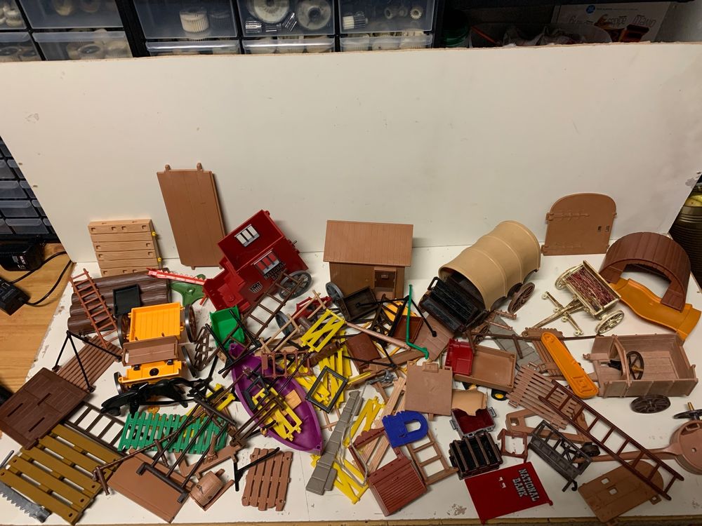 Playmobil verschiedene Teile (Defekt) in Gorduno für CHF 20 – mit Lieferung auf Ricardo kaufen
