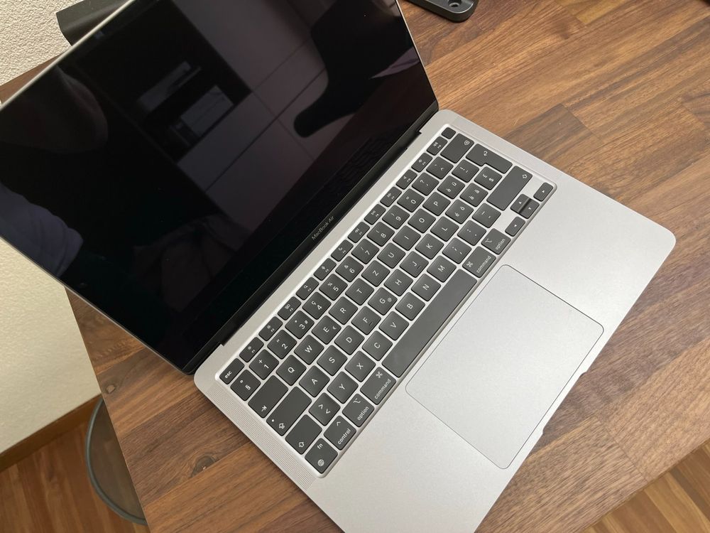 MacBook Air M1 13 Zoll 8 GB 256GB SSD | Kaufen auf Ricardo