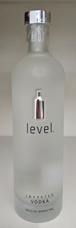 Level Vodka 0.7L ungeöffnet & versiegelt | Kaufen auf Ricardo