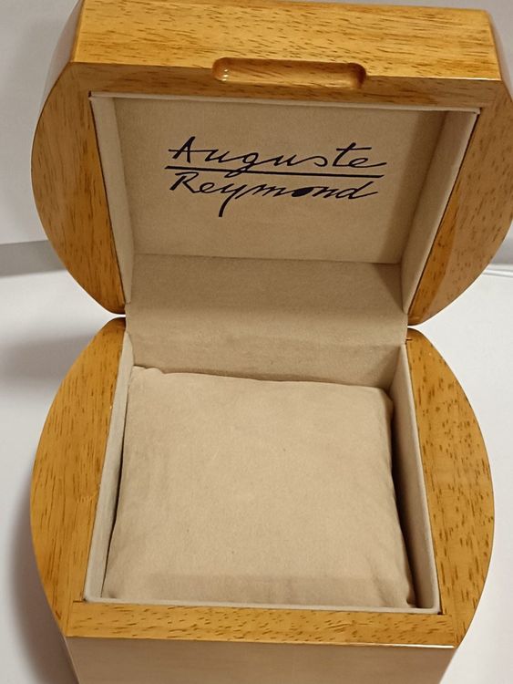 August Raymond Holz Uhrenbox (Neu (gemäss Beschreibung)) in Grenchen ...