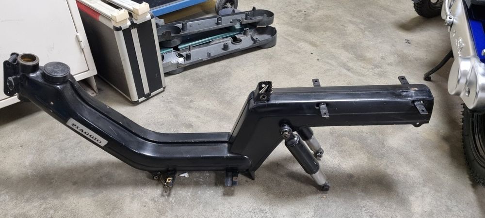 PIAGGIO SI RAHMEN MIT STOSSDÄMPFER (Gebraucht) in kiesen für CHF 7 ...