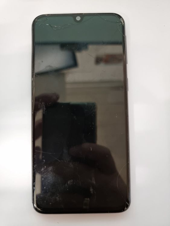 Galaxy A40 64GB !!! Defekt !!! (Defekt) in St. Niklausen LU für CHF 28 – mit Lieferung auf ...