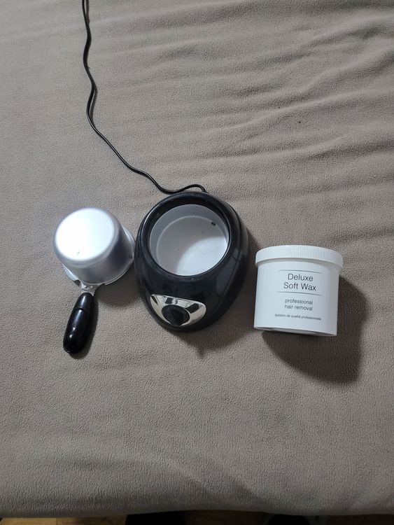 epilation, chauffe cire avec un pot de cire | Kaufen auf Ricardo