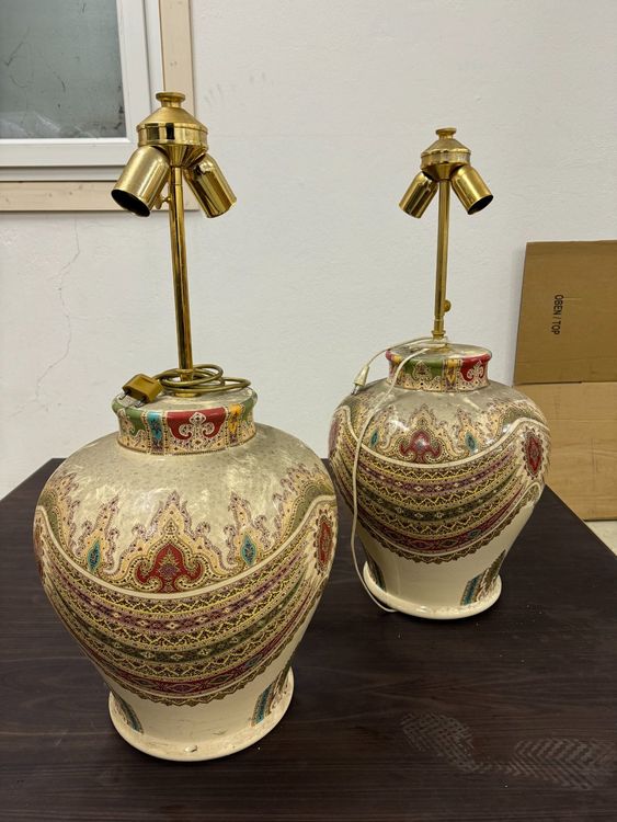 Spectacular Pair of Hand-Decorated Lamps (Gebraucht) in Oeschseite für ...