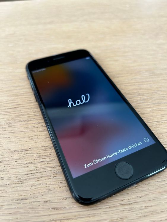 iPhone 7 4G Black 128GB, neues Display, voll funktionsfähig | Kaufen auf Ricardo