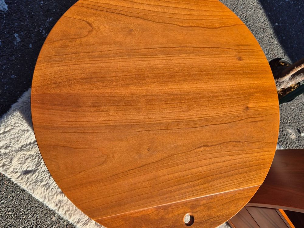 2 tables de nuit "Giorgetti Italy" années 1980 (Gebraucht) in Fribourg ...