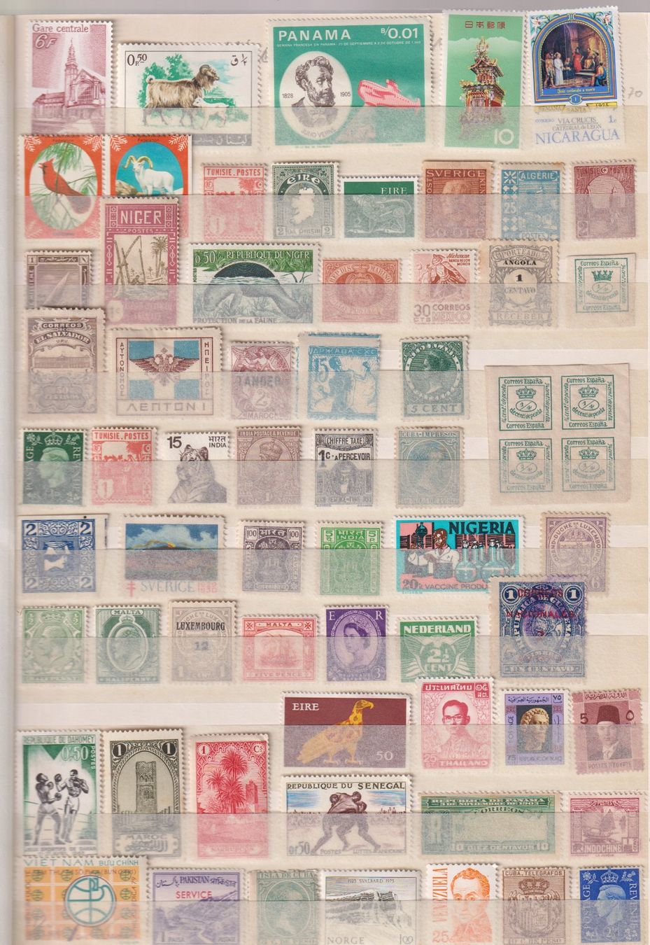 Lot international. Ungestempelt. (3) Unbestimmte Werte. (Neu (gemäss ...