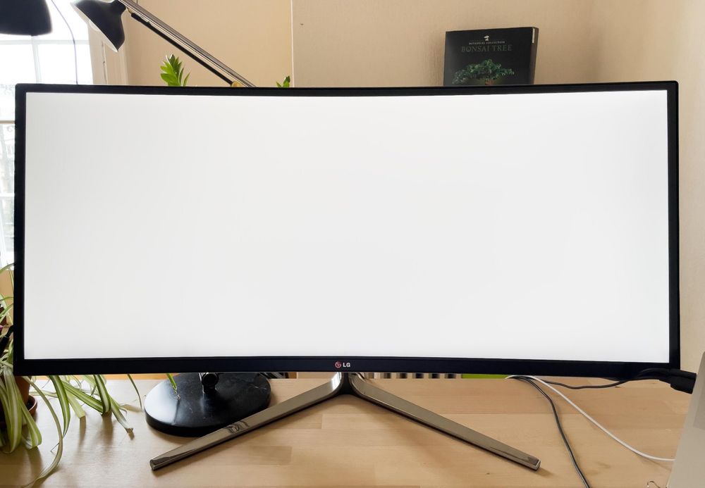 LG Ultrawide 34" Curved Monitor 34UC97 3440x1440 Thunderbolt (Gebraucht ...