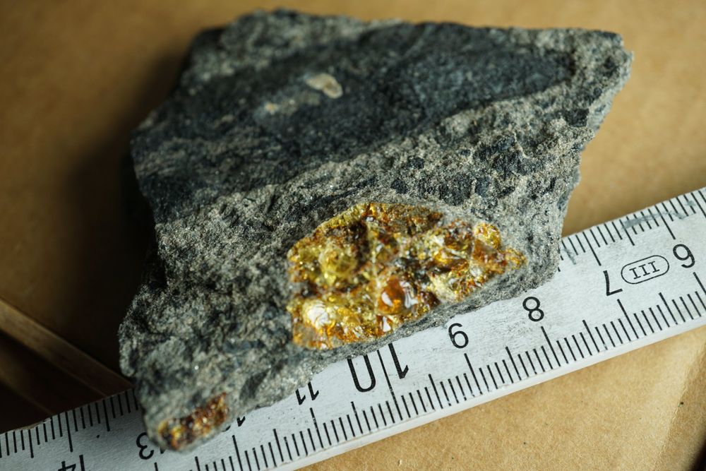 Bernstein in Matrix Plaffeiit 7cm x 4cm TOPSTONE ab 5.- | Kaufen auf ...