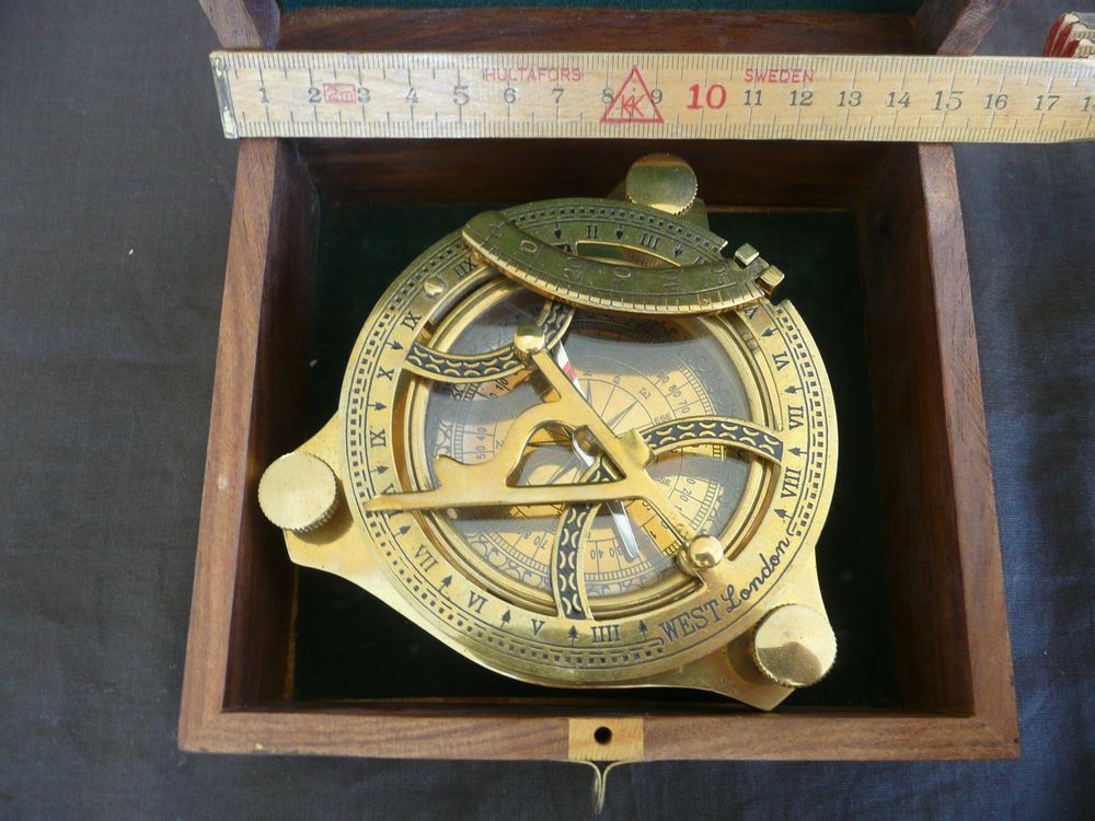 Sonnenuhr Kompass Navigation mit Holzbox | Kaufen auf Ricardo
