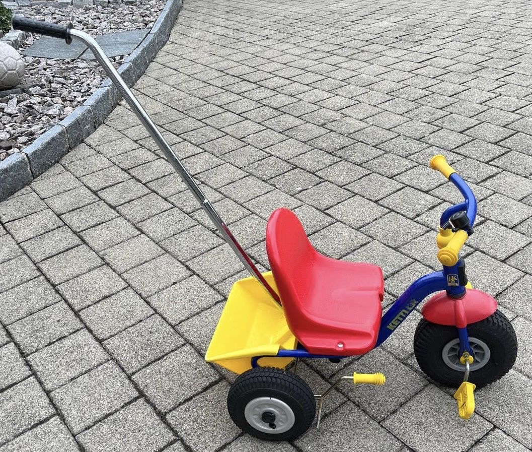 Kettler Dreirad mit Schubstange (Gebraucht) in Klingnau für CHF 16.95 – nur Abholung auf Ricardo ...