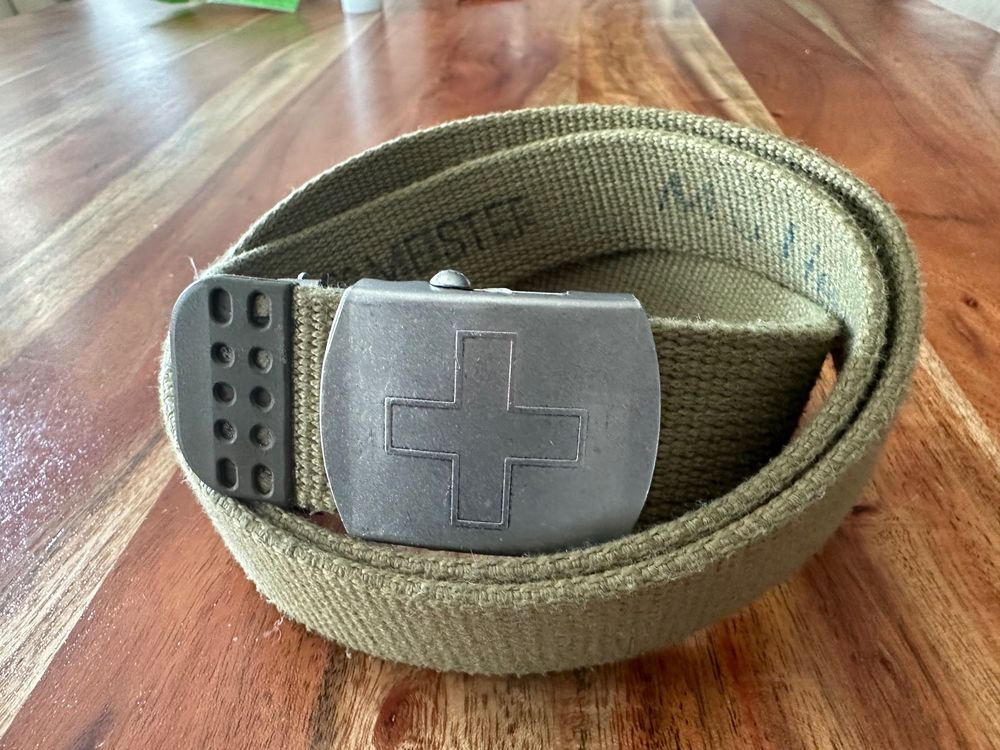 Schweizer Armee - Gürtel TAZ 90, gebraucht (Gebraucht) in Widnau für CHF 15 – mit Lieferung auf ...