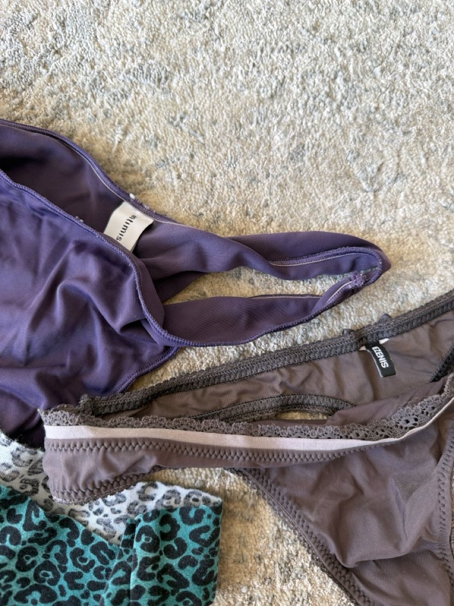String Tangas, Grösse S, 3er Set verschieden Brands (Gebraucht) in ...