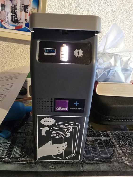 Alber Power Line Li-Ion Akku Ladegerät für E-Fix (Gebraucht) in Flums ...