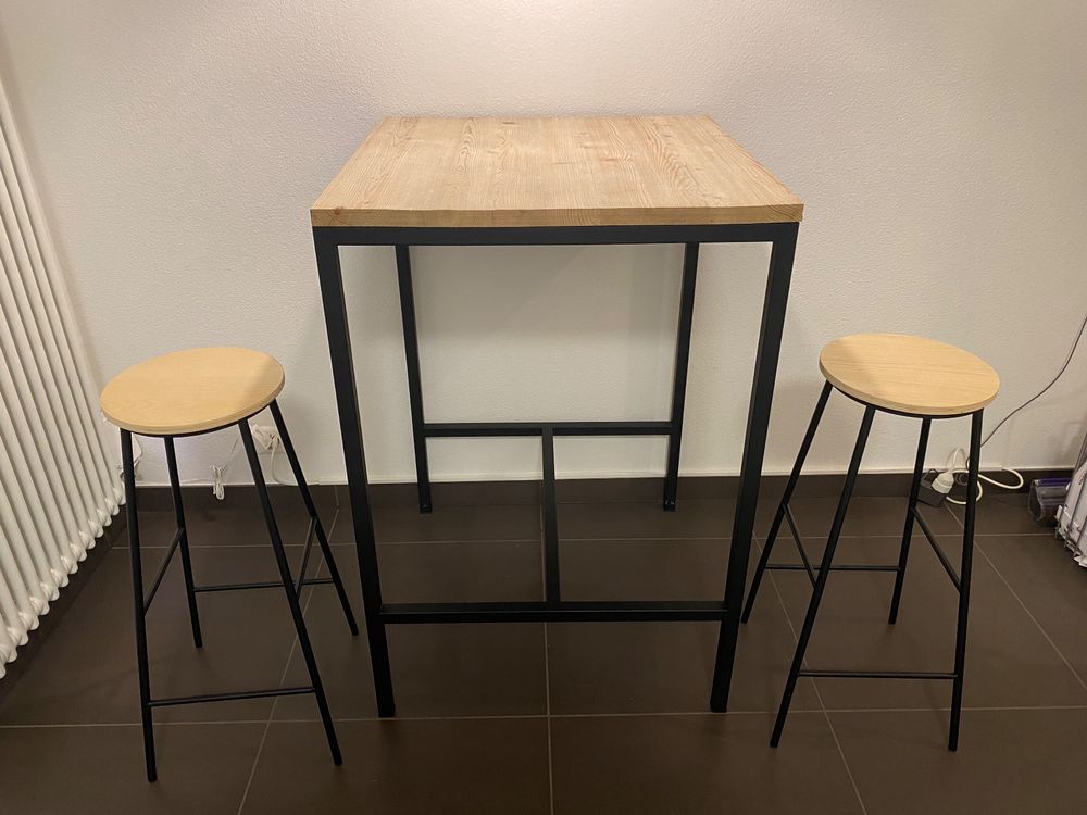 Stehtisch / Bartisch / Küchentisch inkl. 2 Hocker (Gebraucht) in Buchen ...