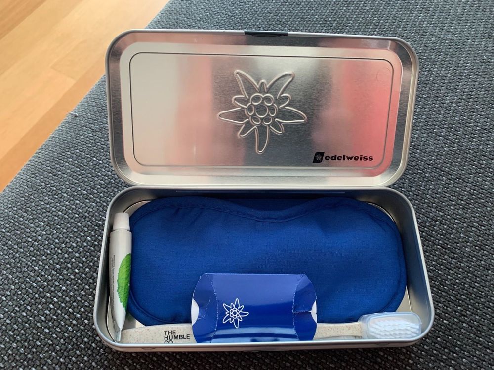 Original neues Amenity Kit Edelweiss (Gebraucht) in Sissach für CHF 7 ...