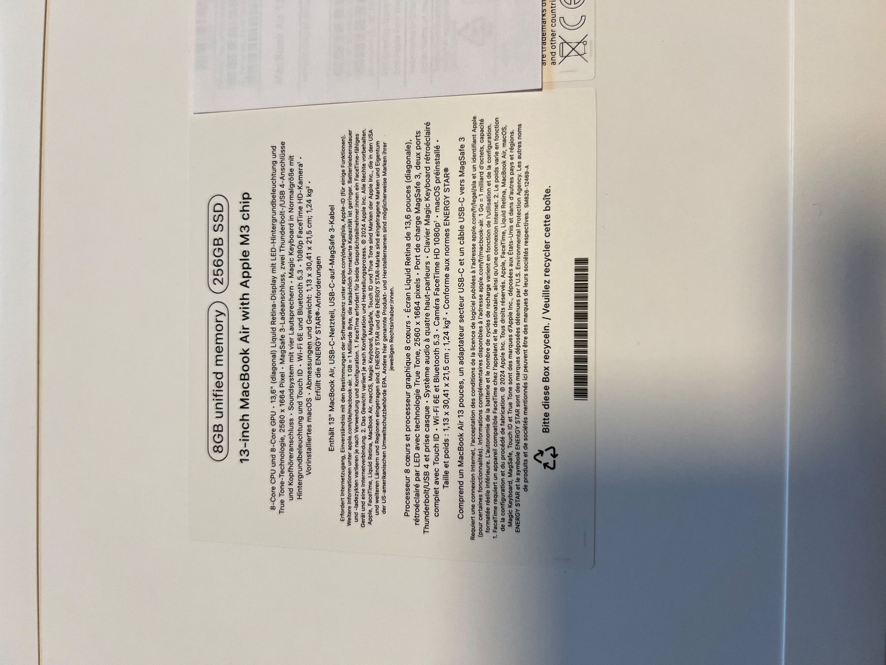 MacBook Air M3 Chip, 13", 8GB RAM, 256GB SSD, Top Zustand (Neu und ...
