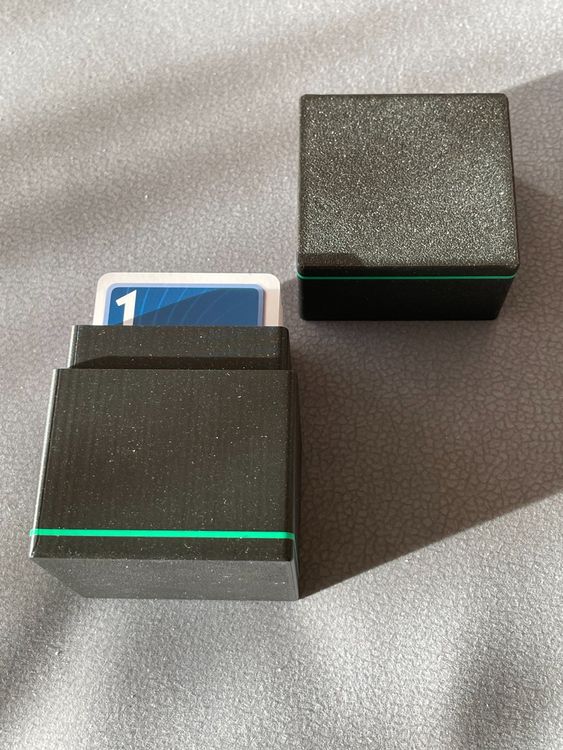 Geschenkidee;Praktischen Behälter für Skip-Bo Kartenspiel (Neu (gemäss Beschreibung)) in ...