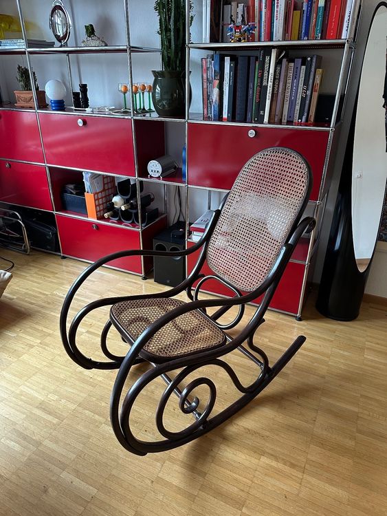 Thonet Schaukelstuhl Nr. 10 Bugholz Sessel 1900 antik (Gebraucht) in Basel für CHF 270 – nur ...