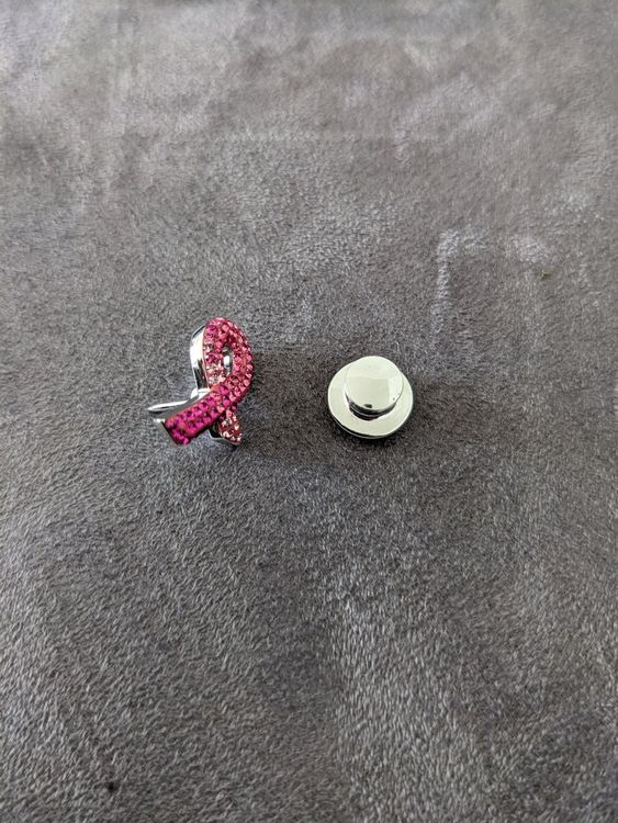 Pink Ribbon Walk Pin von Swarovski | Kaufen auf Ricardo
