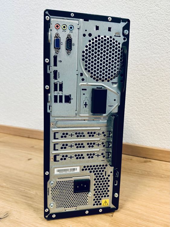 Hochleistungsfähiger Desktop-PC mit Core i7 9th Gen (Gebraucht) in ...