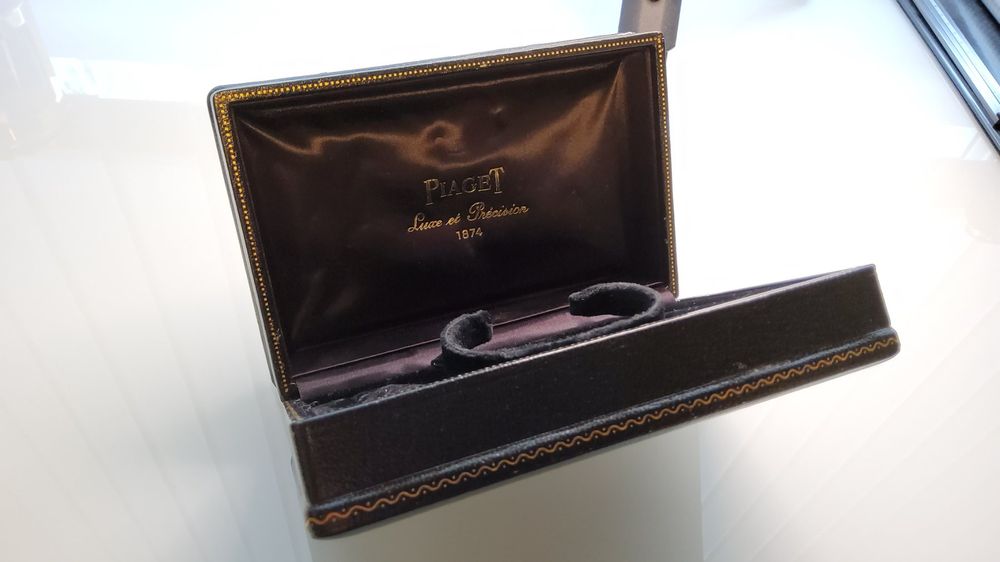 Ecrin Piaget vintage/ Box made in Switzerland (Gebraucht) in Malleray für CHF 81 – mit Lieferung ...