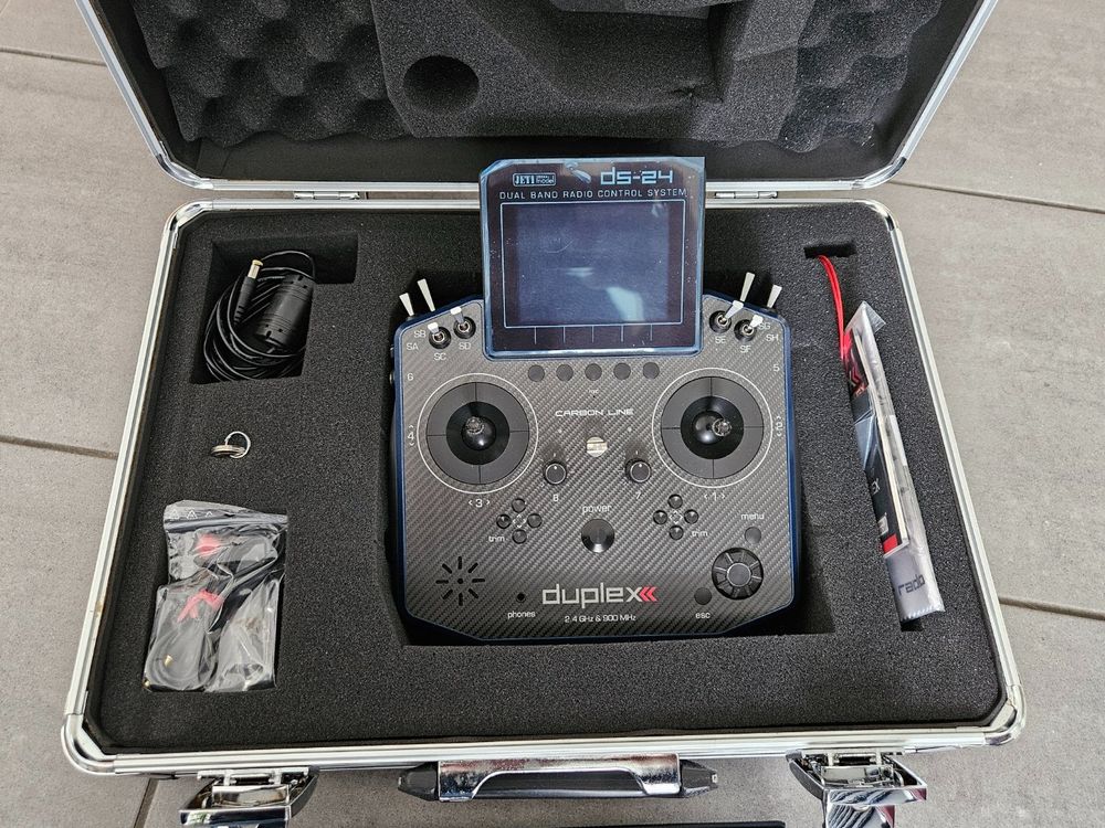 Jeti DS-24 Carbon Line Dark Blue / 2xREX7 / 1xEXR5L (Neu (gemäss ...