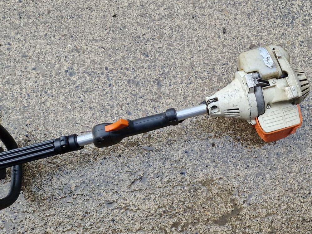 Stihl Heckenschere HL 100 (Defekt) in Niederwil AG für CHF 134 – nur ...