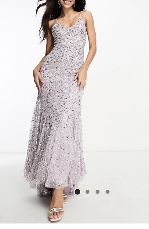 Wunderschönes Paillettenkleid in der Frabe Lila, Grösse 36 (Neu und ...