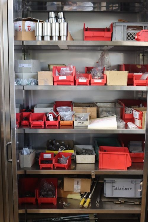 Posten mit Schweisszubehör (Lot 365) Standort 4657 Dullikon (Gebraucht ...