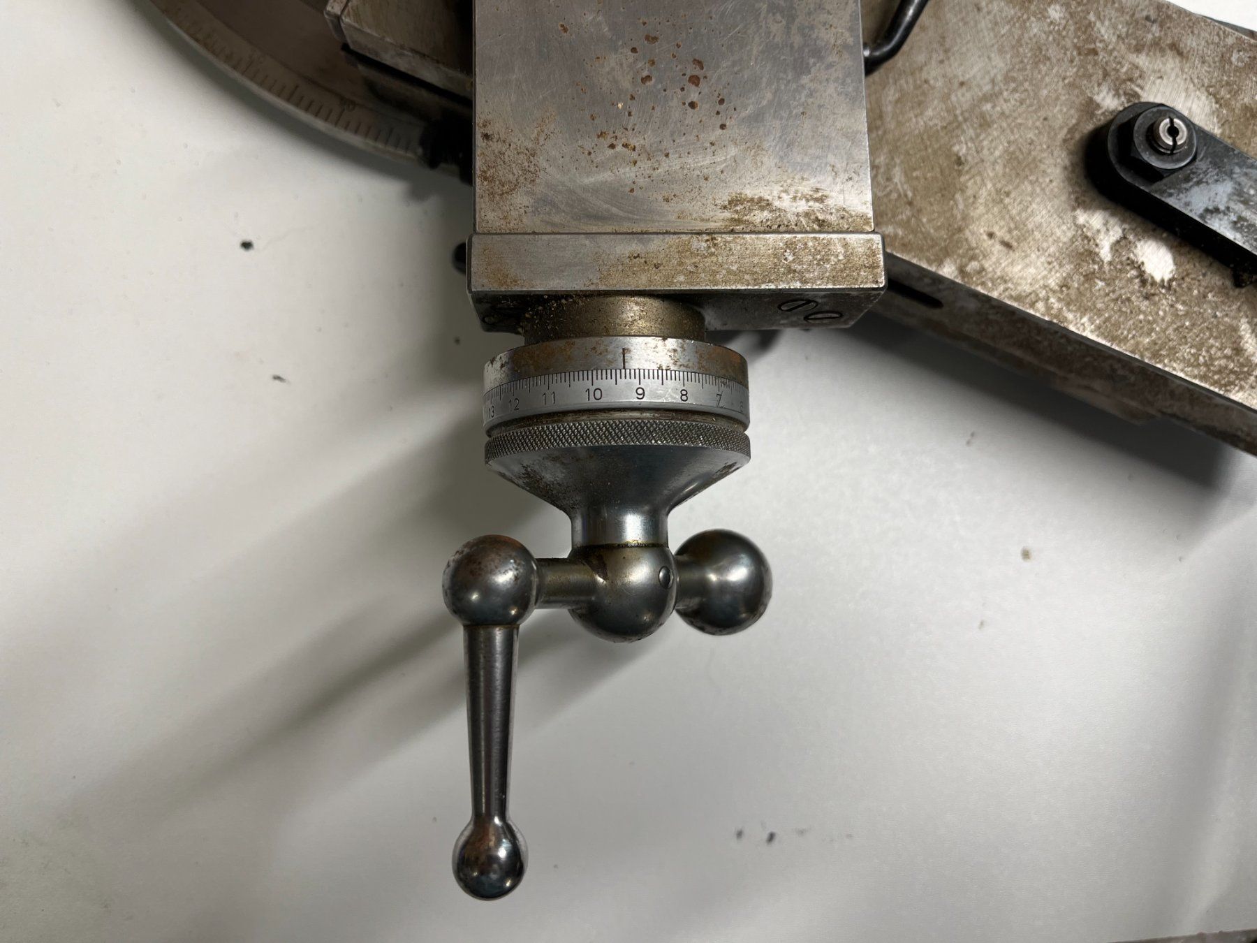 Chariot à tourner sphérique pour tour 102 Schaublin (D'occasion) à Les ...