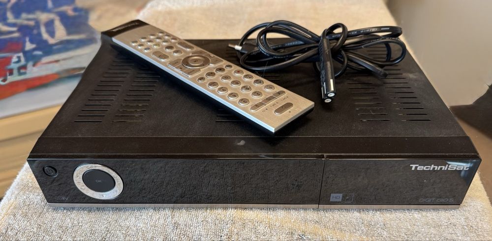 Technisat DIGIT ISIO S Satelliten Receiver (Gebraucht) in Stettfurt für ...