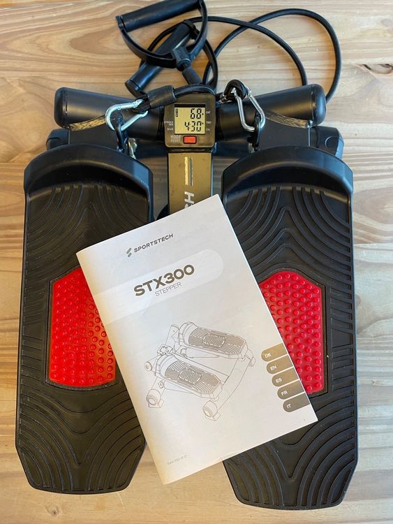 Stepper STX300 Sportstech Neuwertig / Garantie bis 29.01.26 (Gebraucht ...
