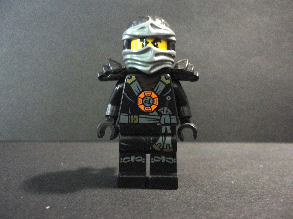 Lego NInjago Figurine Cole Deepstone Armor | Kaufen auf Ricardo